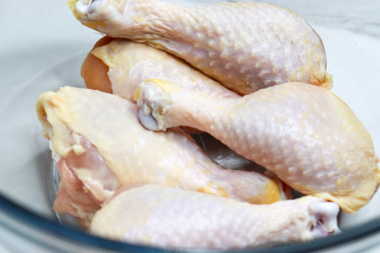 Easy Crispy Oven Baked Chicken Legs - Krystel's Cooking