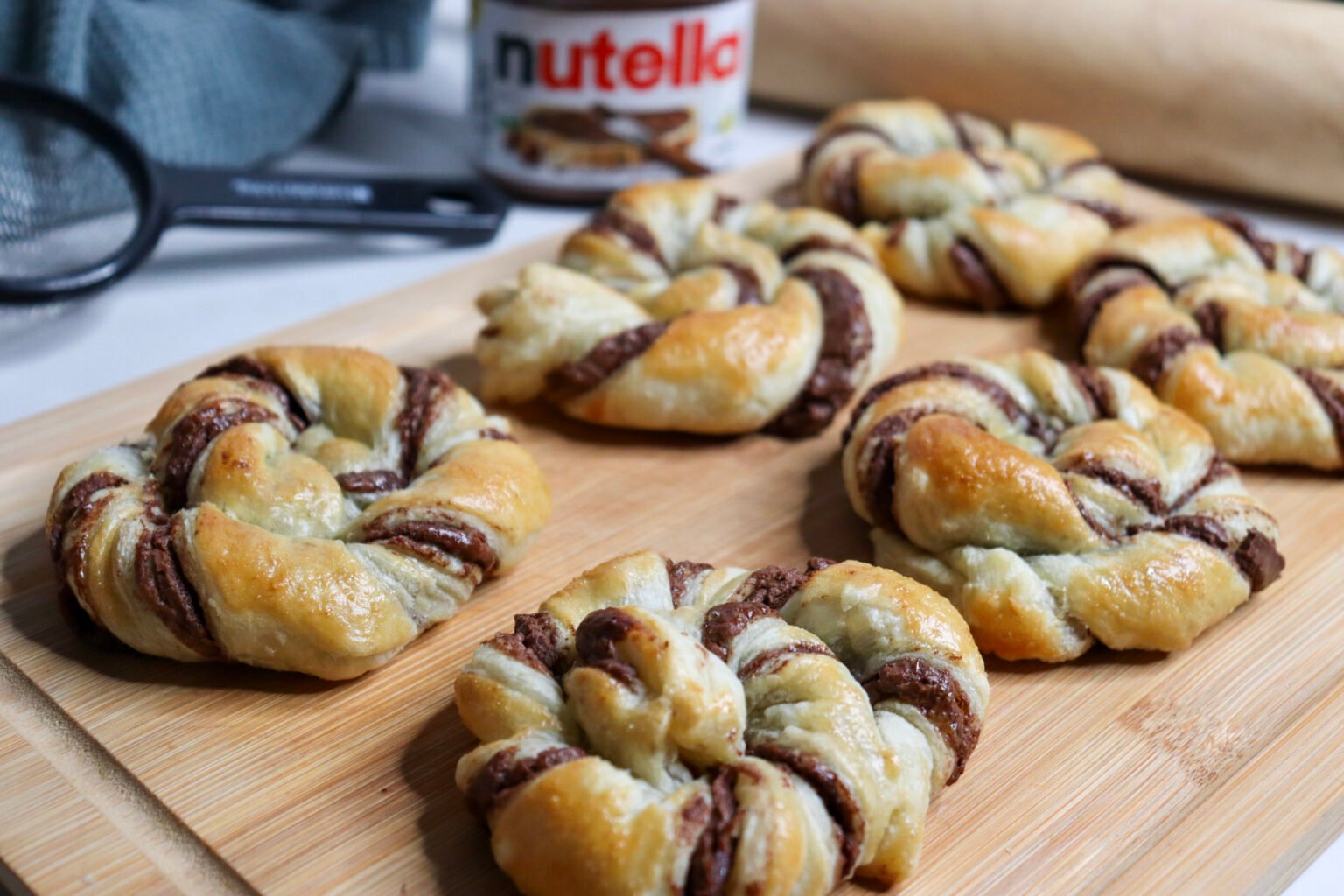 Nutella Puff Pastries - Krystel's Cooking